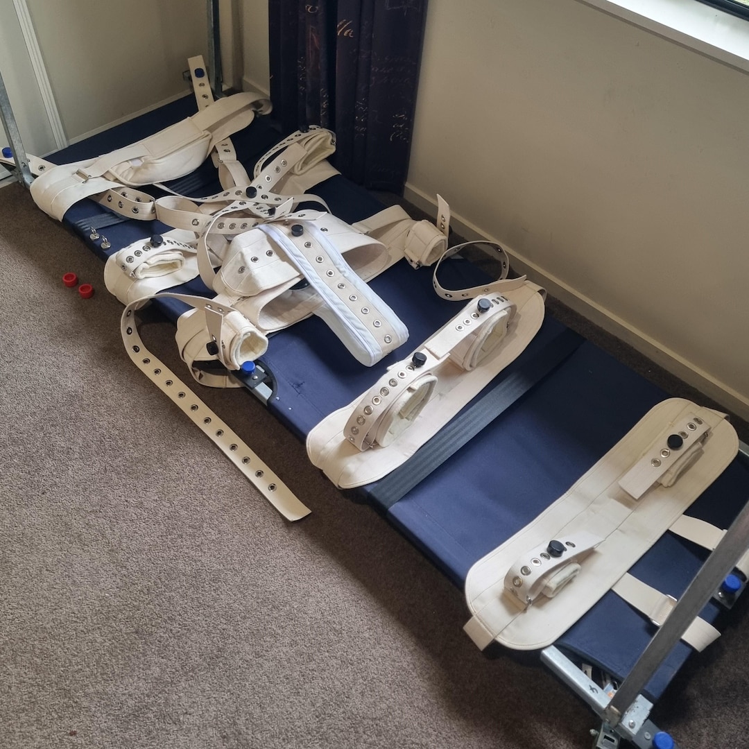 Ultra Quality 15 Point Segufix Bed Restraint Kit Head Shoulder Waist ...