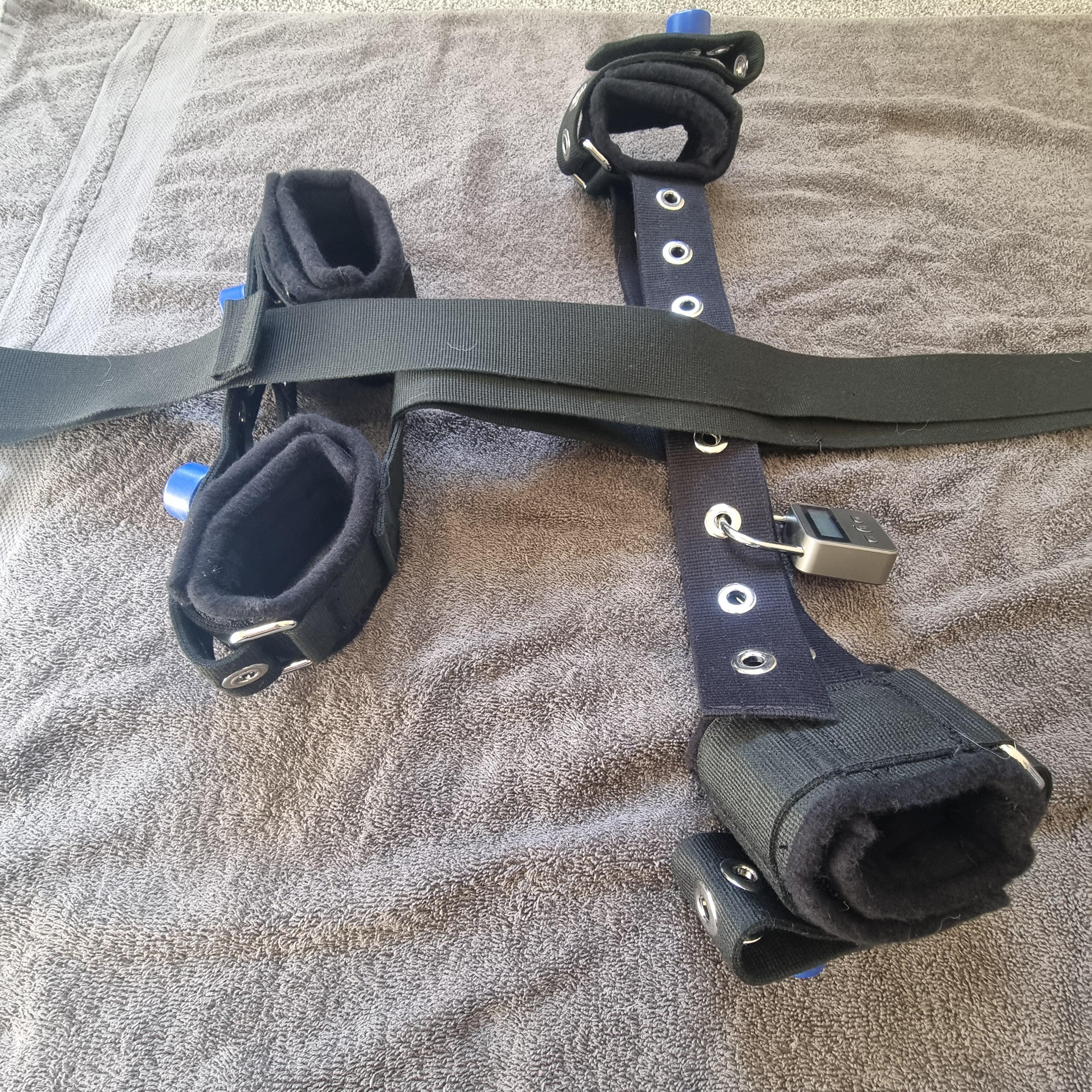 Black Ultra Quality Self Bondage Restraint System Segufix Style Locks ...