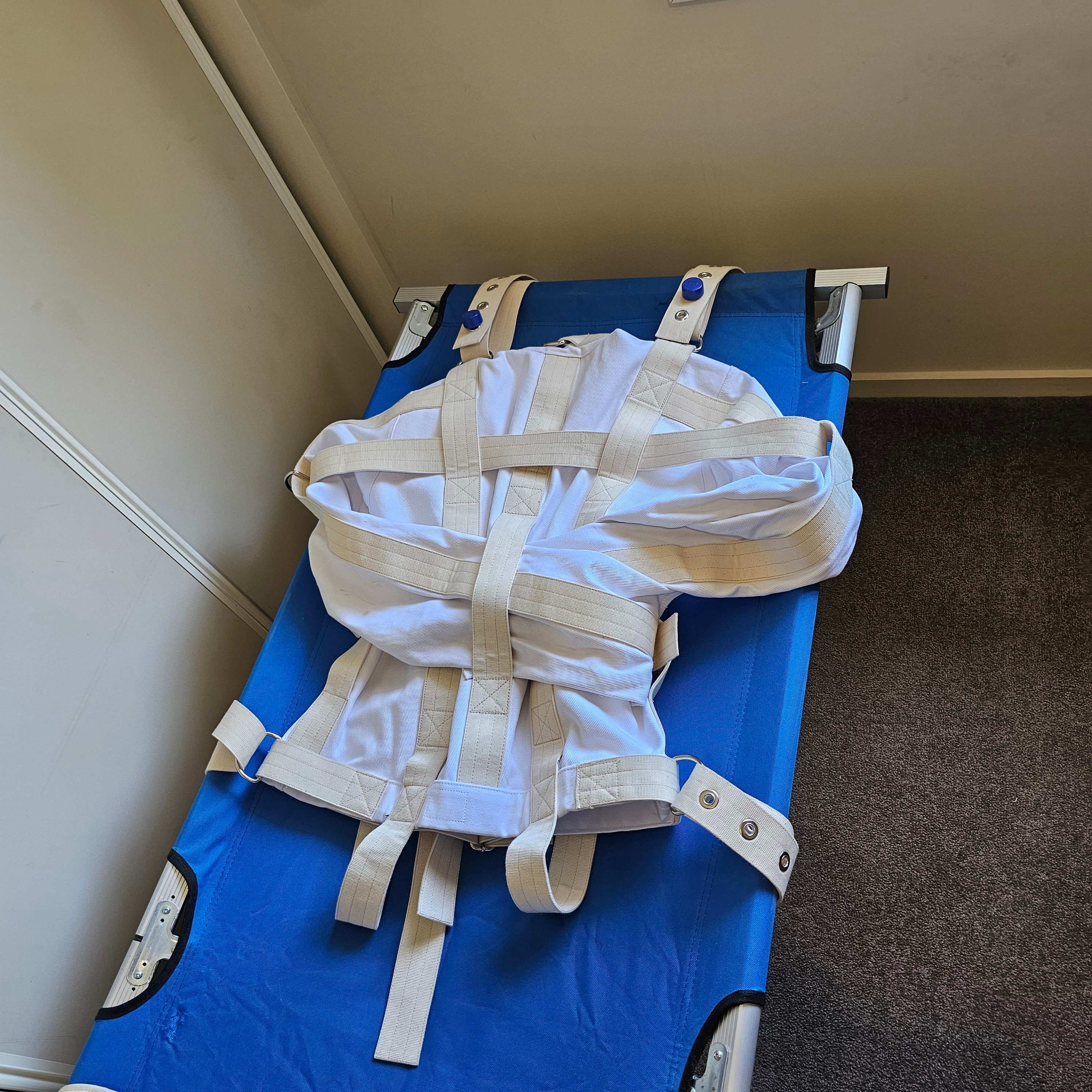 Straight Jacket Immobilization Kit, Thigh and Ankle restraints included ...