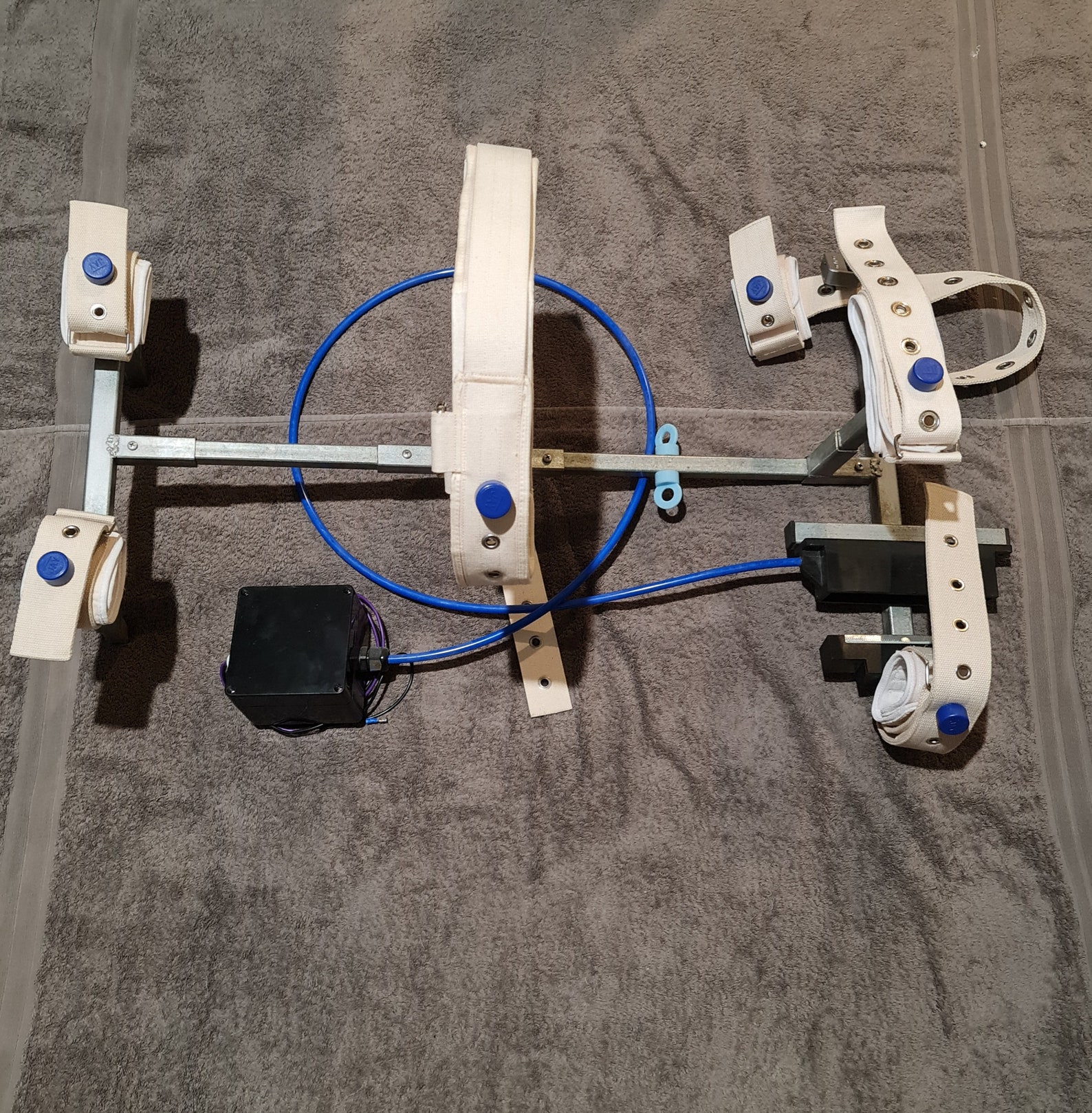 Self Bondage Rigid Steel Stockade Pillory With Electronic Unlocking ...