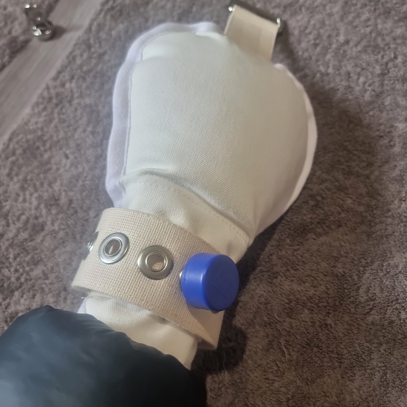 Hand Control Mittens Segufix Locking Soft Padded or Hard Shell add on ...