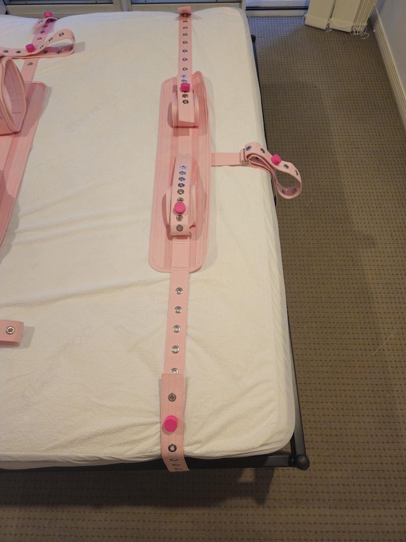 Pink Play Kit Segufix Cuffs Extra Secure Ankle, Thigh, Triple Waist ...