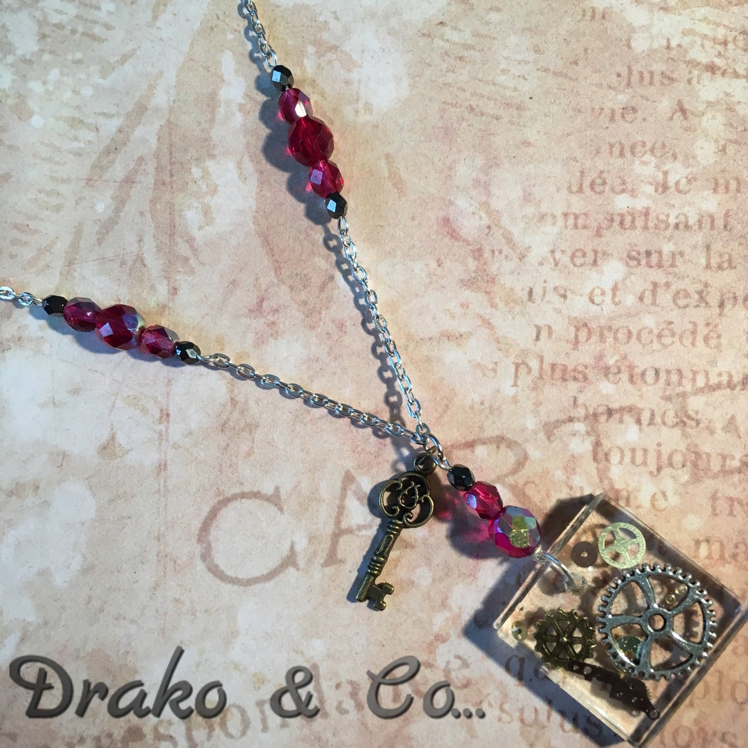 Necklace anatomy of a Clockwork Fairy - Etsy Sweden