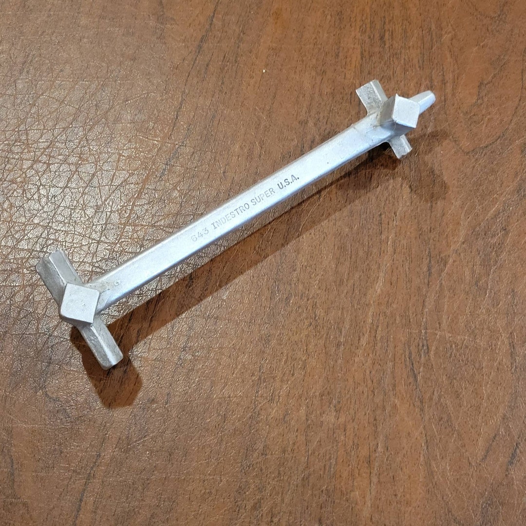 Vintage Indestro Super #643 Universal Male Drain Plug Wrench USA - Etsy