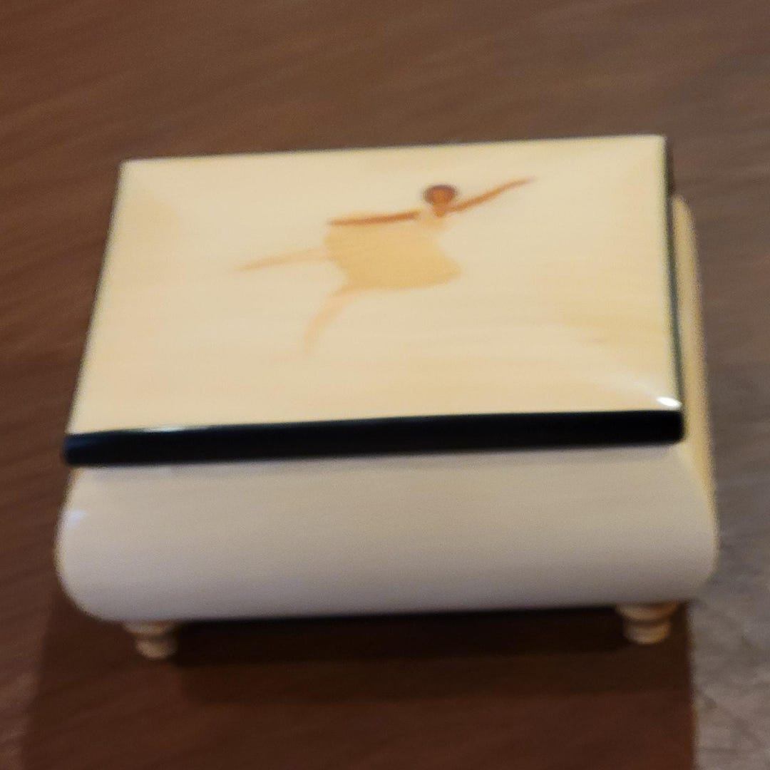 Vintage Ercolano Jewelry Music Box Made in Italy Plays That's What ...