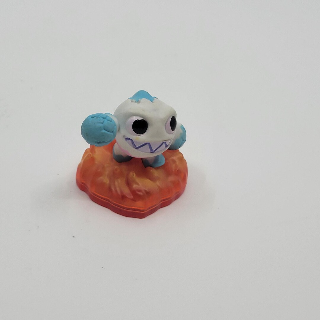 Skylanders Eggsellent Weeruptor 87089888 Activision Ice Snow Figure ...