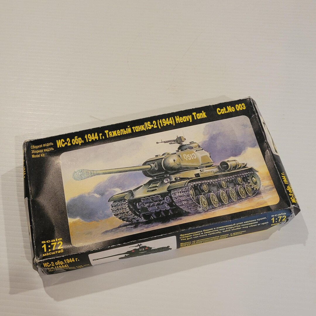 Vintage Model Kit IS-2 1944 Soviet WWII Heavy Tank Scale 1:72 New, Open ...