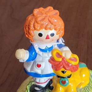 Vintage Schmid Raggedy Ann and Raggedy Dog Music Box 349 Made in Japan ...