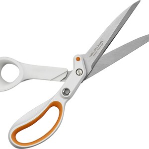 Fiskars Amplify Razor Edge Scissors: Dressmaking Shears 24cm/9.5in ...