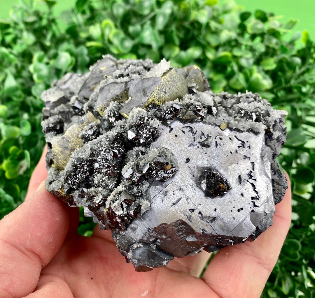 Top Morphology Melted Galena Cube With Chalcopyrite, Quartz ,sphalerite ...