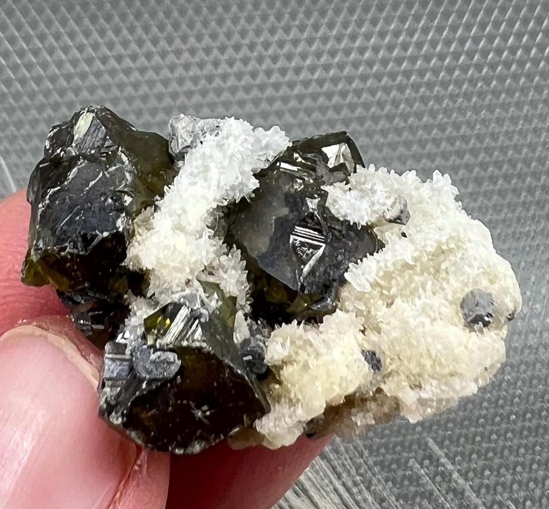 Gem Sphalerite Var Green Cleiophane With Quartz From 9th September Mine ...