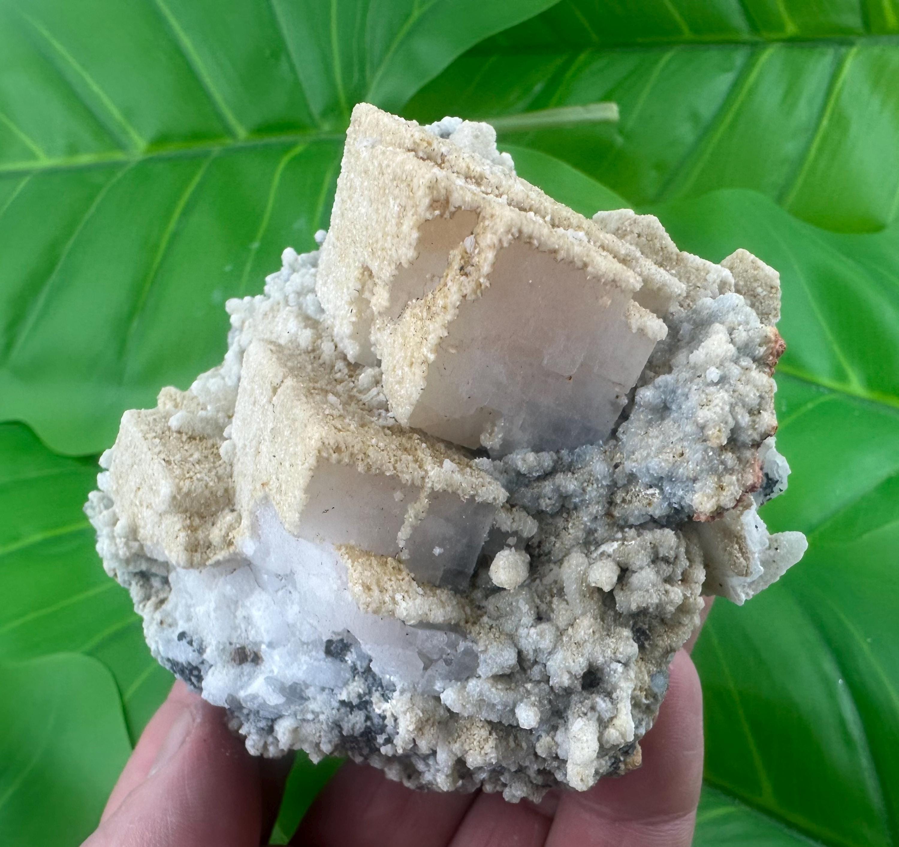 Fluorescent Mangano Calcite Covered With Dolomite on Quartz, Sphalerite ...