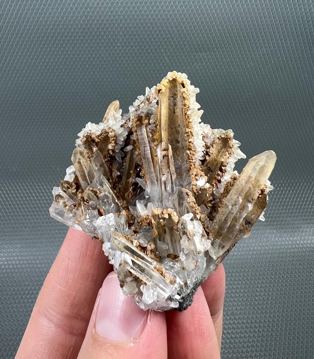 Needle Quartz Covered With Dolomite and Fluorescent Calcite From ...