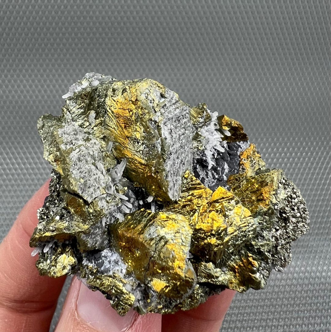 Iridescent Chalcopyrite With Pyrite and Quartz From Krushev Dol Mine ...