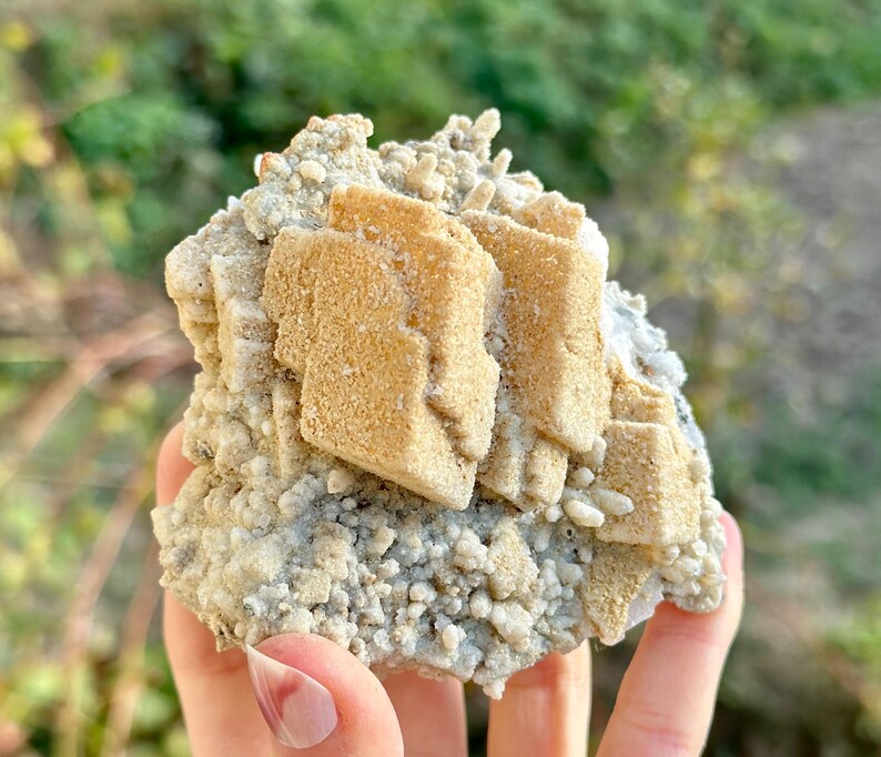 Fluorescent Mangano Calcite Covered With Dolomite on Quartz, Sphalerite ...