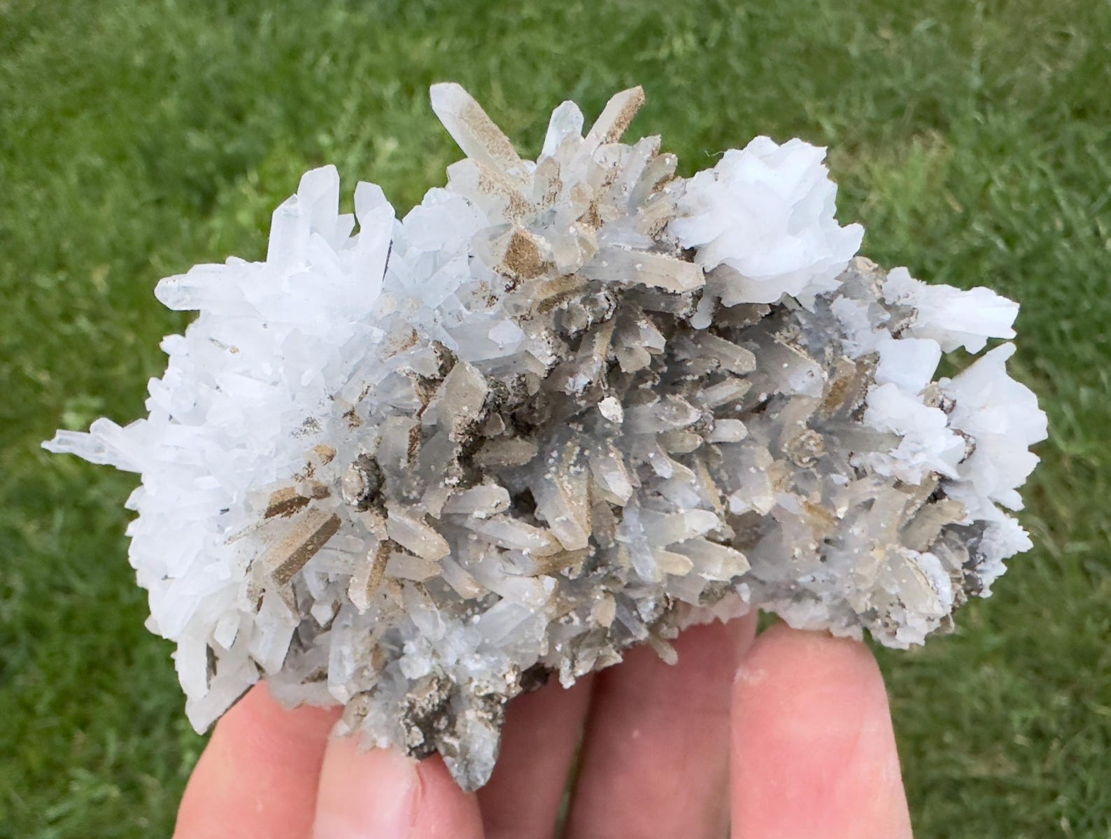 Calcite Flower White Rose on Quartz With Dolomite From Drujba Mine ...