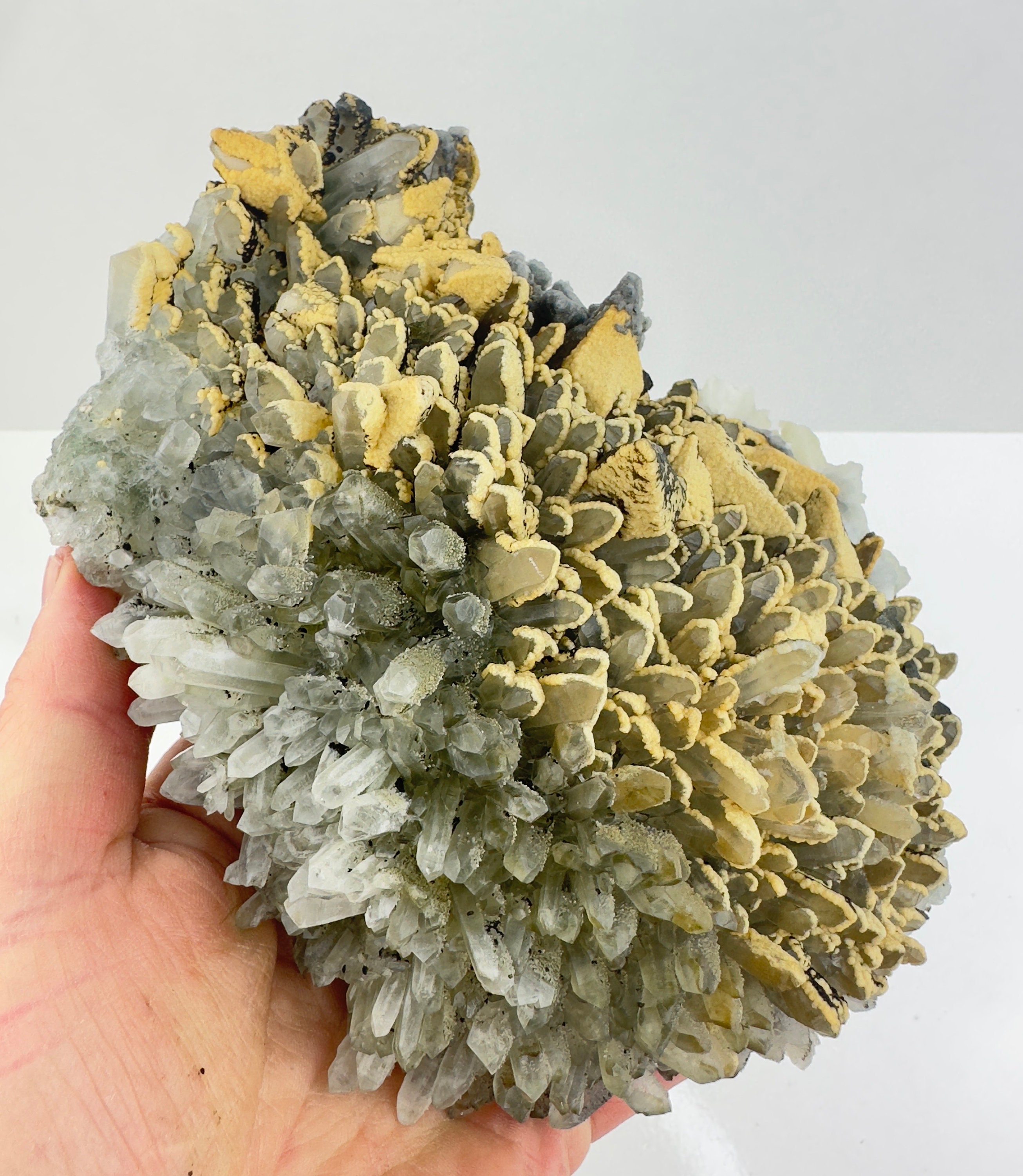 Lovely Quartz With Pseudomorph Dolomite After Calcite and Chlorite From ...