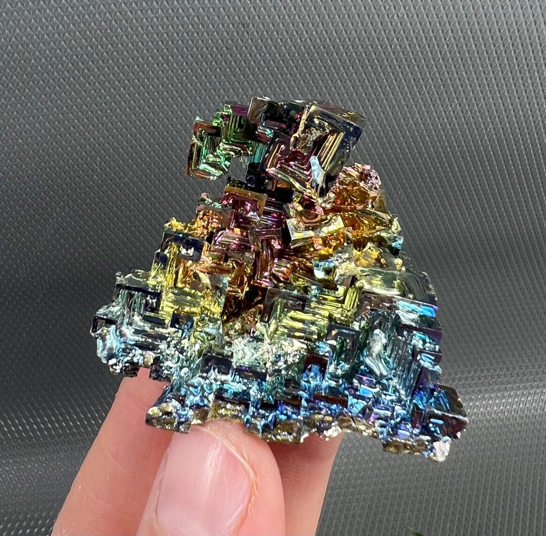 Amazing Bismuth , Gemstone Bismuth, Rainbow Crystal , Bistmuth Crystal ...