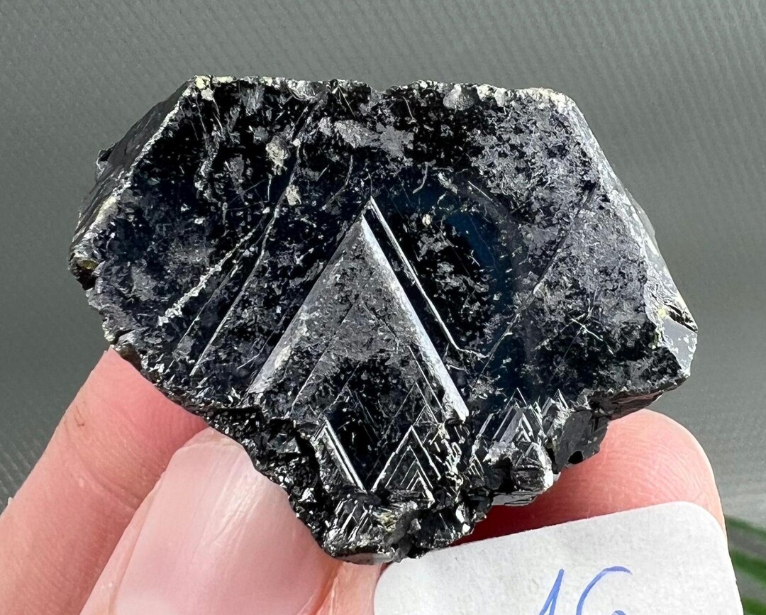 Single Crystal Sphalerite From 9th September Madan , Bulgaria, Crystal ...