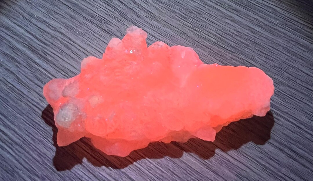 Amazing Fluorescent Mangano Calcite From Krushev Dol Mine, Madan ...