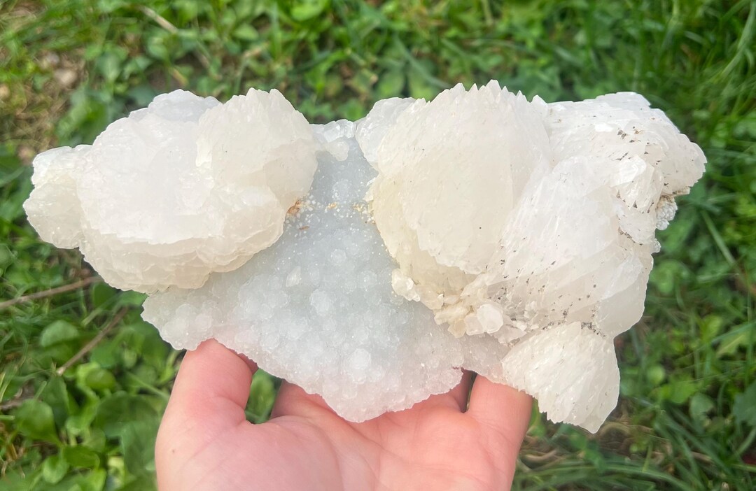 Large Crystal Fluorescent Calcite on Blue Chalcedony From Krushev Dol ...