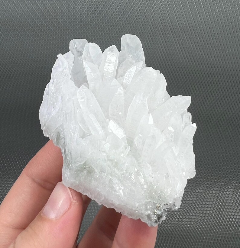 Aesthetic Milky Quartz and Chlorite From Drujba Mine, Laki, Bulgaria ...
