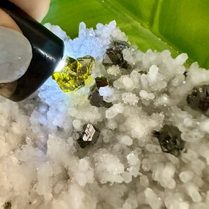 Gem Sphalerite Var. Green Cleiophane on Milky Quartz Krushev Dol Mine ...