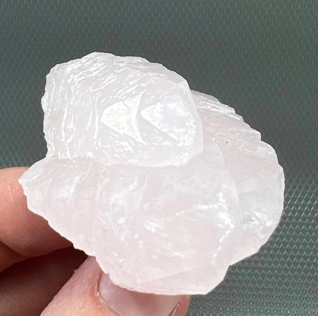 Super Fluorescent Mangano Calcite - Androu Mine, Zlatograd, Bulgaria ...