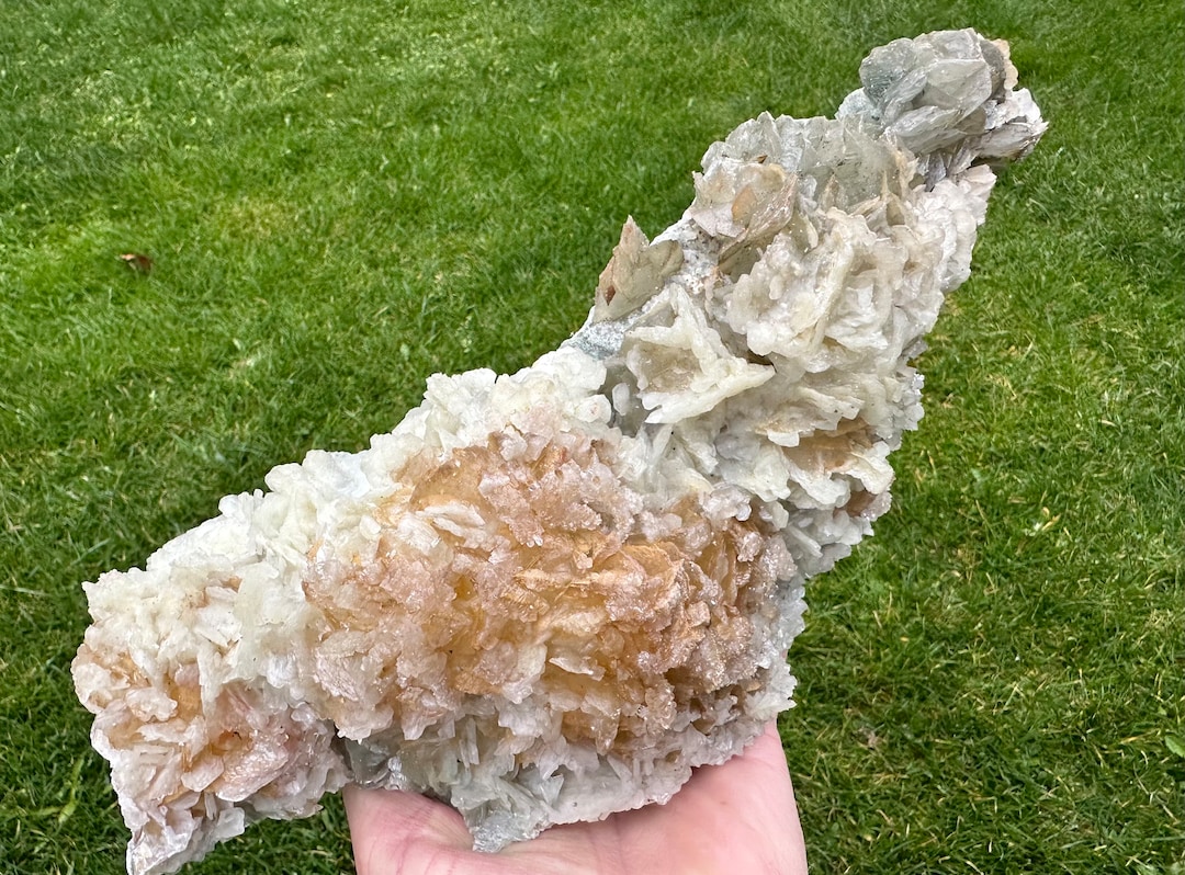 Museum Crystal Calcite ( Two Generation) and Chlorite From Drujba Mine ...