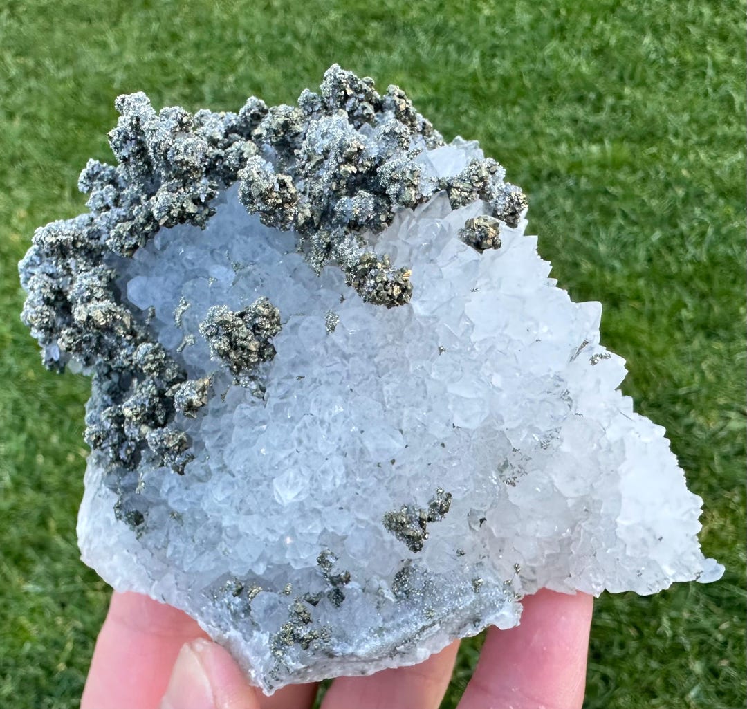 Chalcopyrite on Pseudomorph Quartz After Aragonite From Chala Mine ...