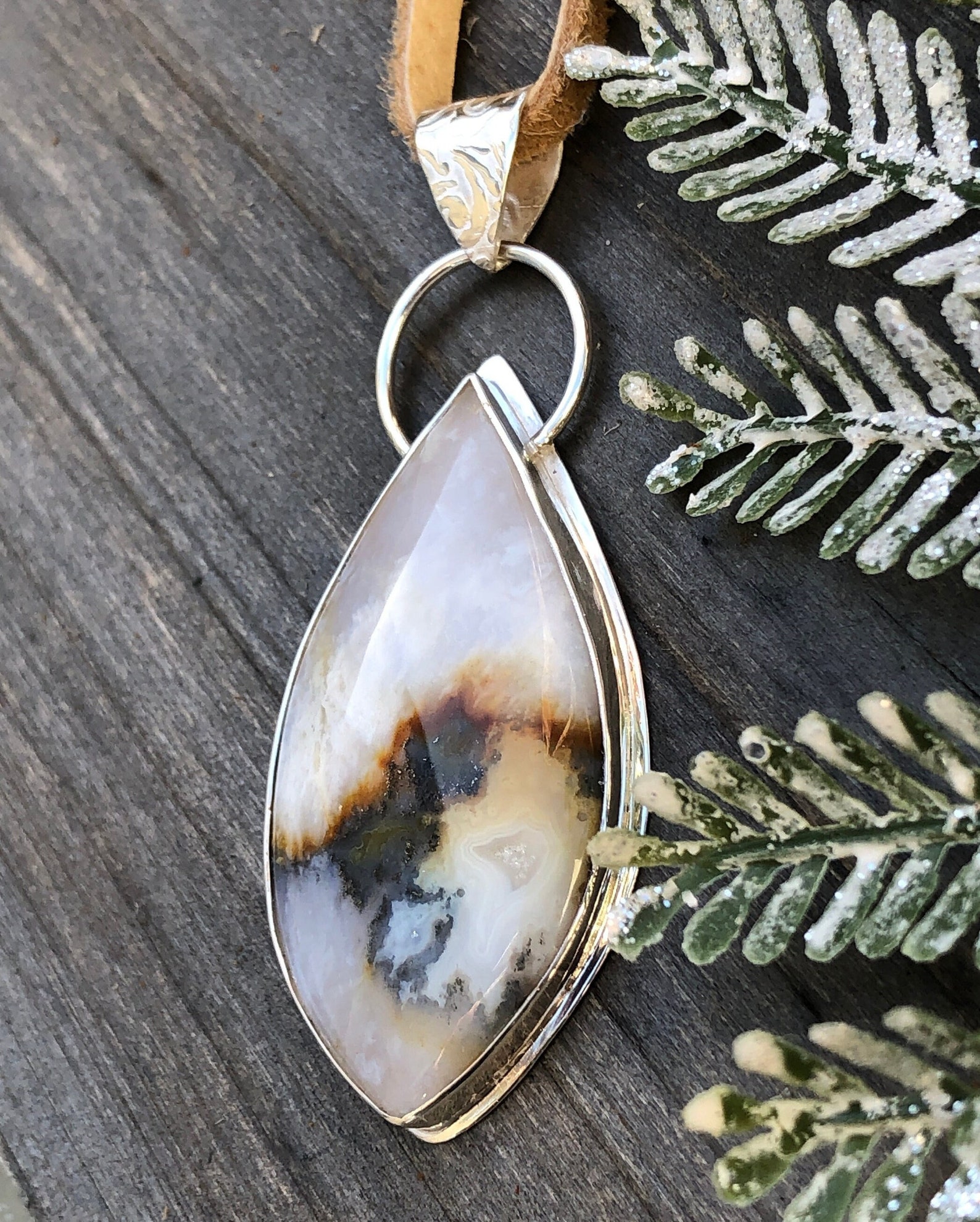 23-020 / Graveyard Point Plume Agate Necklace / Natural Stone and ...