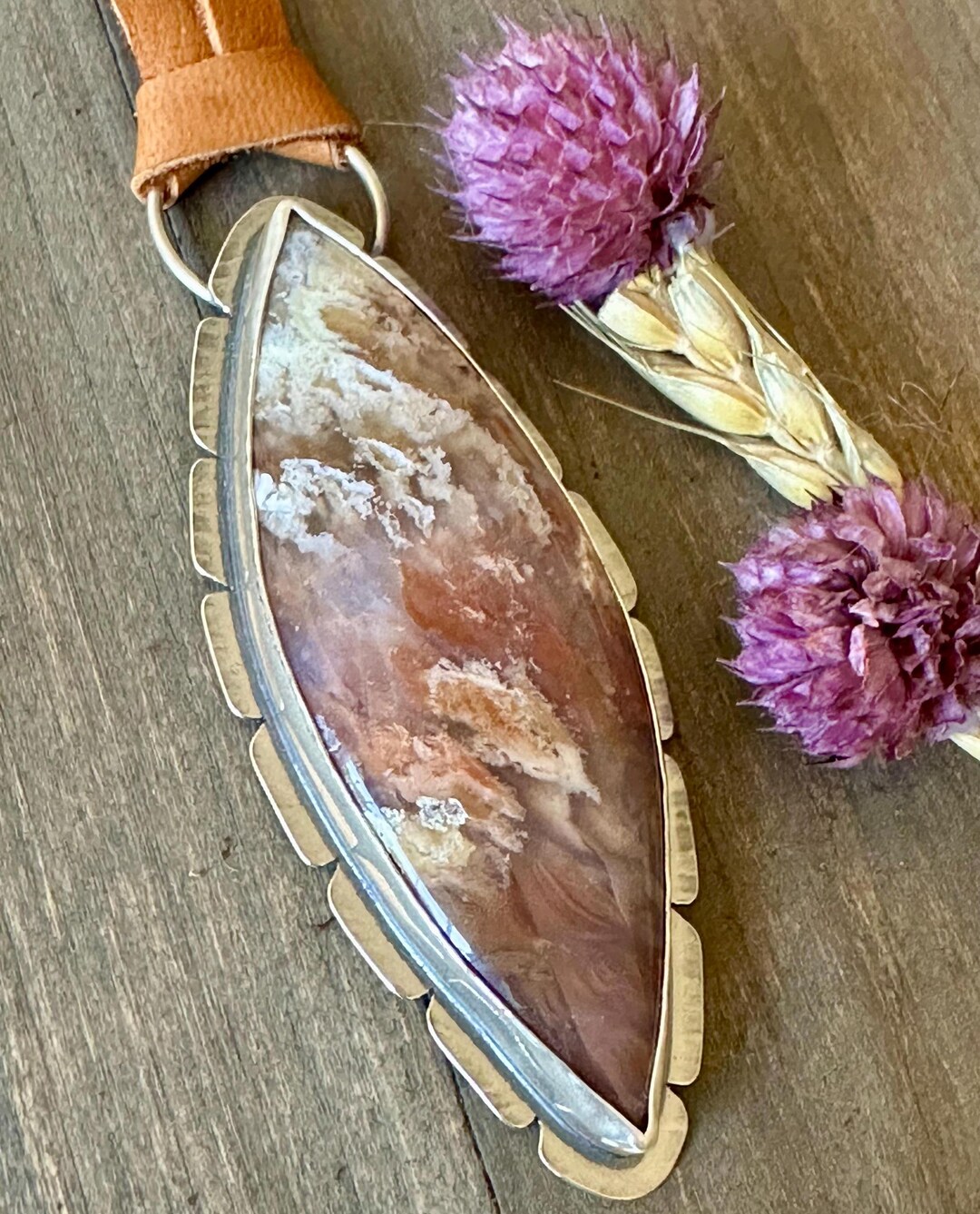 24-145 / Statement Necklace With Nyssa Plume Agate in Silver Setting / Natural Stone and Leather ...