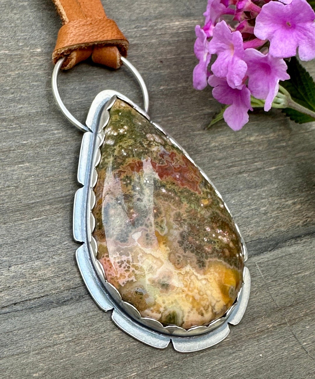 24-069 / Apple Valley Agate and Silver Necklace / Natural Stone and ...