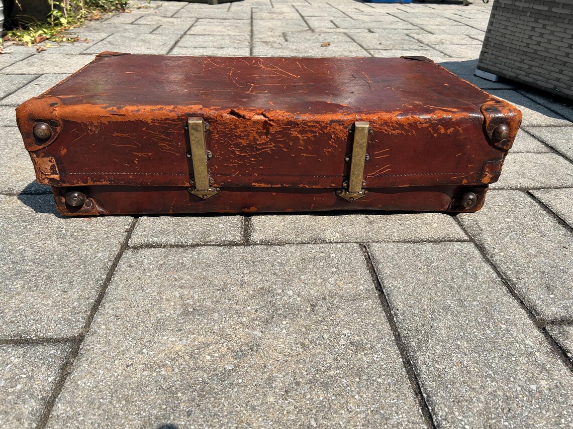 Revelation Suitcase - English Leather Suitcase - Old Tattered Leather ...