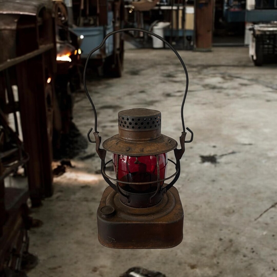 1930s Dietz 8 Day Lantern - Red Globe Lantern - Rare Square Base ...