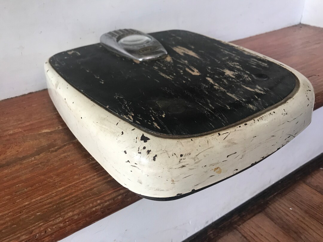 1960s Bathroom Scale - Black/white Scale - Working Counselor Weight ...