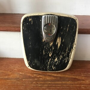 1960s Bathroom Scale Black/white Scale Working Counselor Weight Scale ...