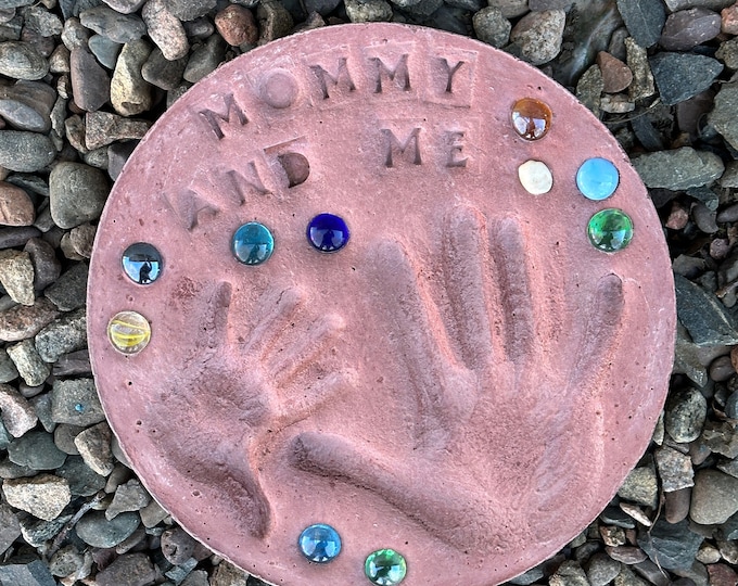 Handmade Garden Decor Kit - DIY Stepping Stone for Mother's Day ...