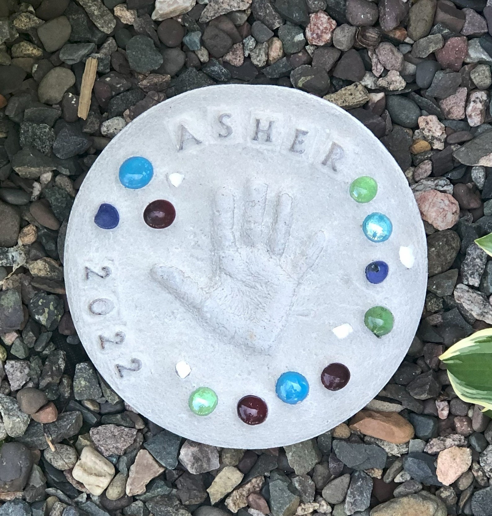 Handprint Garden Stone Kit - Personalized Gift for Green-thumbed ...