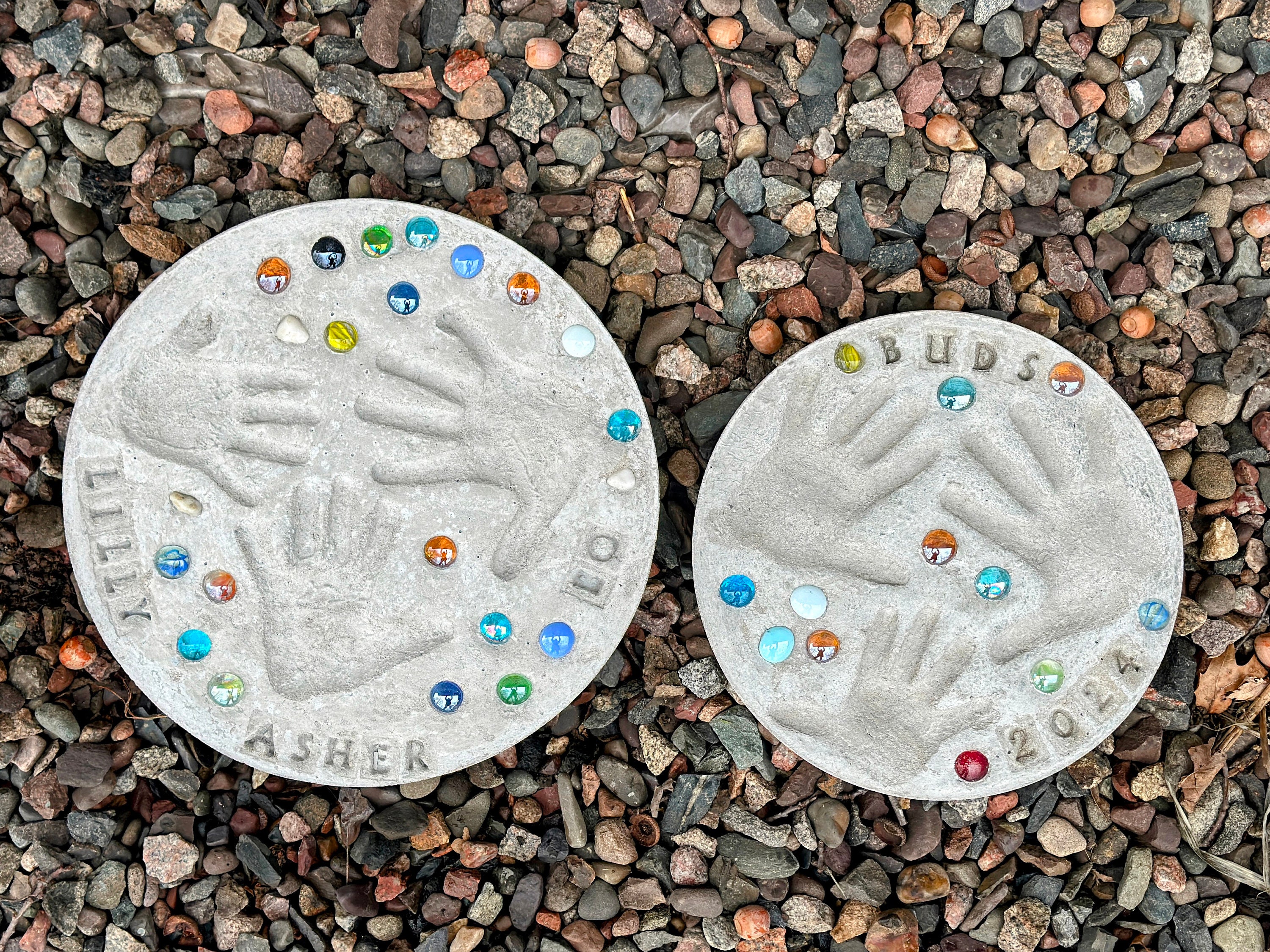 Create Your Own Mommy and Me Handprint Stepping Stone, Family Garden ...