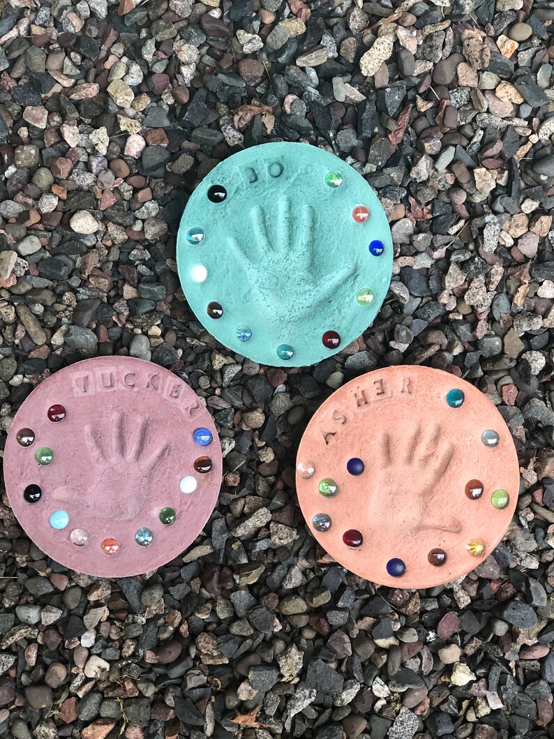 Handprint Garden Stone Kit - Personalized Gift for Green-thumbed ...