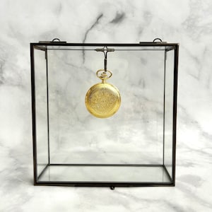 Personalized Pocket Watch Display Wall Hanging Clear Glass Box With ...