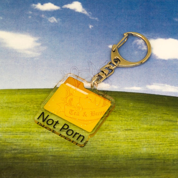 Nothing to see here Keychain | Etsy