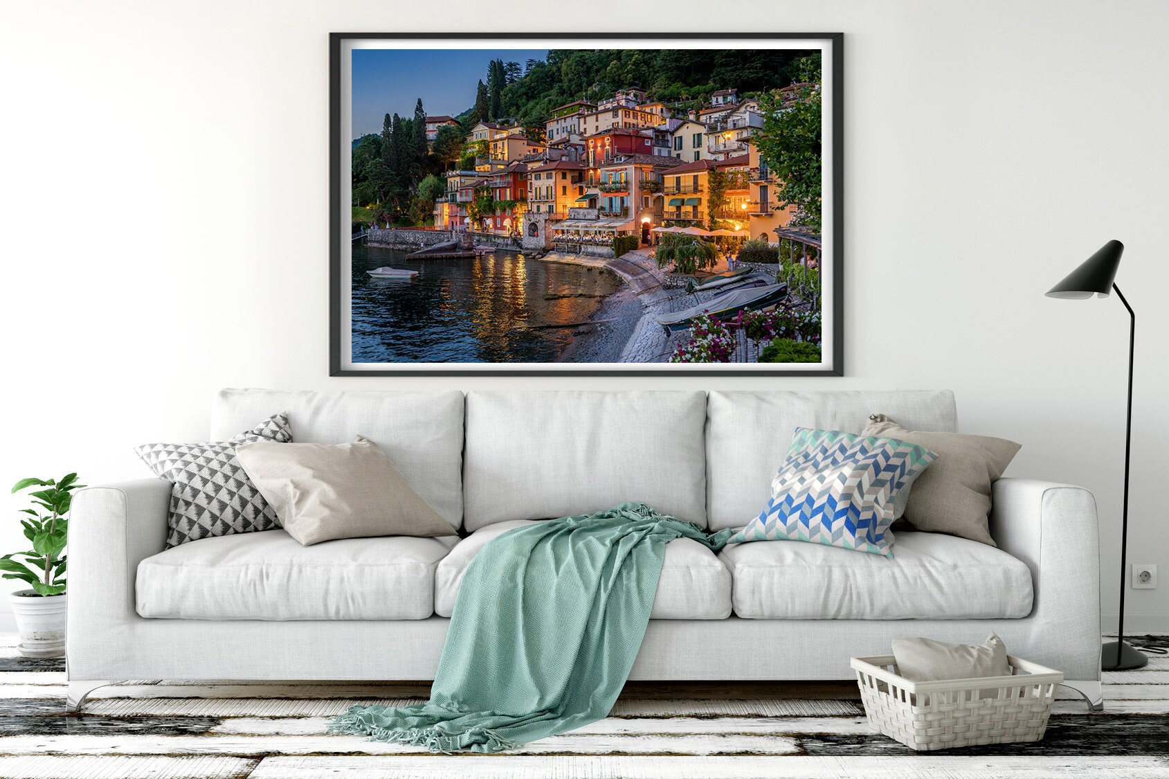 Lago di Como Fotografia Varenna, Italia, Lombardia, Villaggio, Italia ...