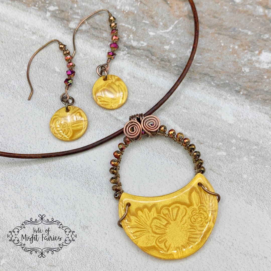 Beaded Wire Wrapped Necklace and Earrings Set - Etsy