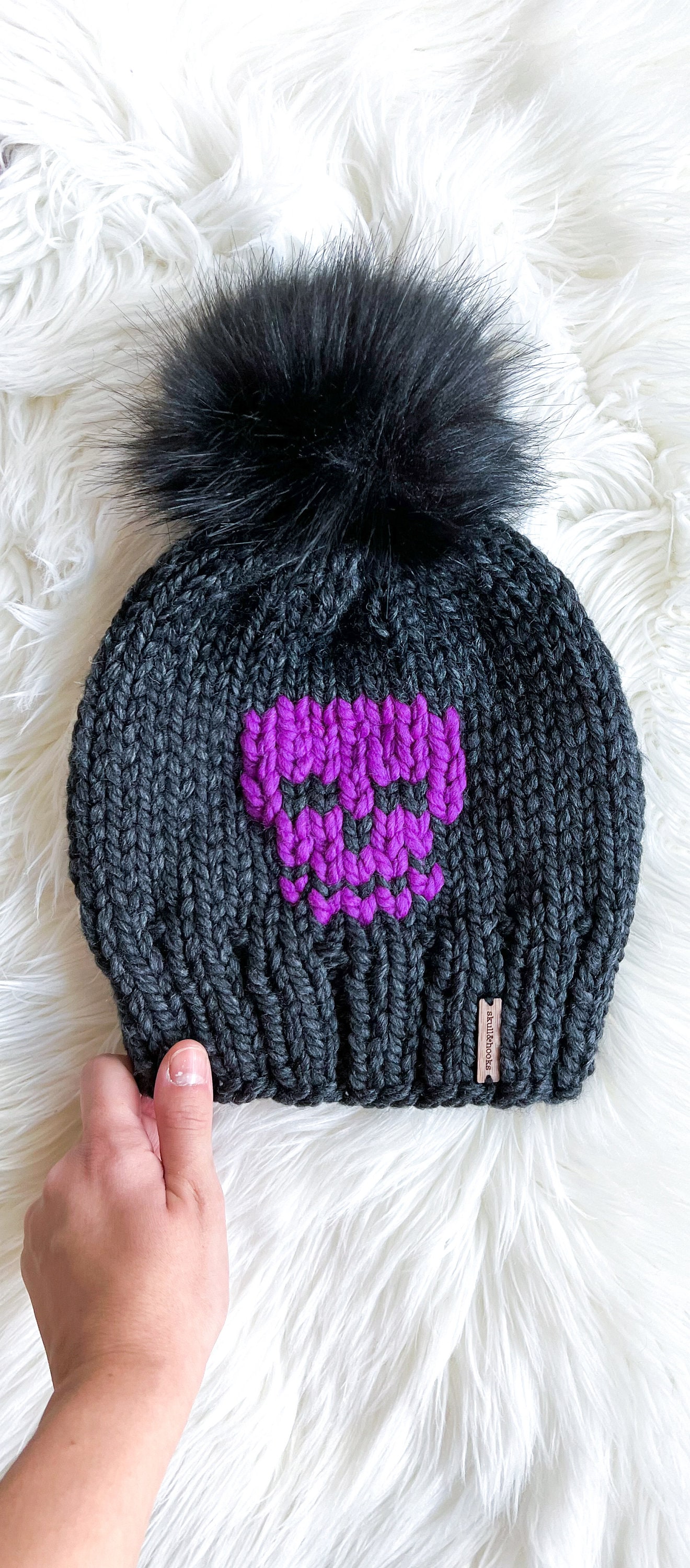 Classic Skull Beanie Knit PATTERN, Halloween Beanie, Knitting Pattern ...