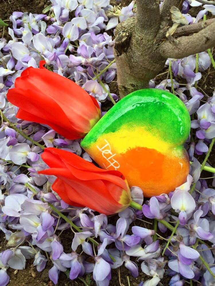 Rainbow Heart Puzzle Paperweight - Etsy Denmark