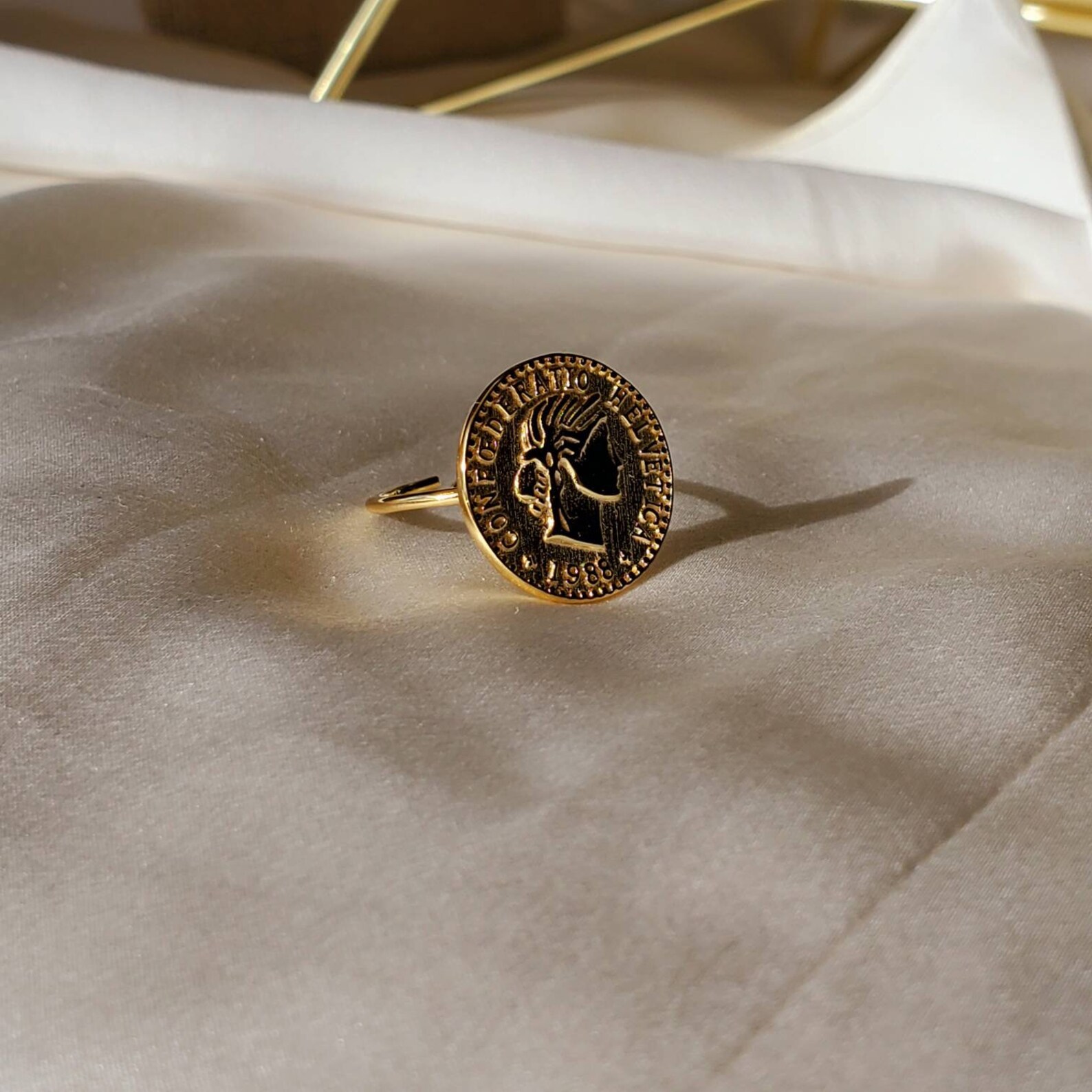 Retro Ring Gold Round Portrait Ring Coin Jewelry 925 | Etsy