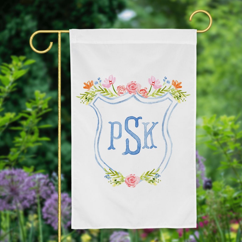 The Paige Crest Garden Flag | Personalized Monogram Crest, Monogram ...