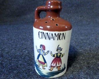 Cinnamon Shaker - Etsy